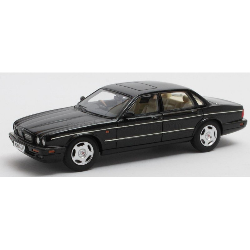 Jaguar XJR X300 1994 Black Matrix MX41001-272 - Miniatures Autos Motos