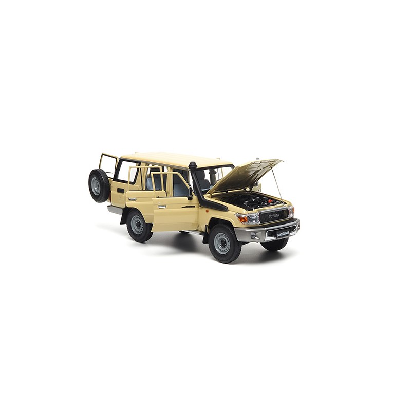 Toyota Land Cruiser 76 2017 Cream Almost Real ALM870102 - Miniatures ...