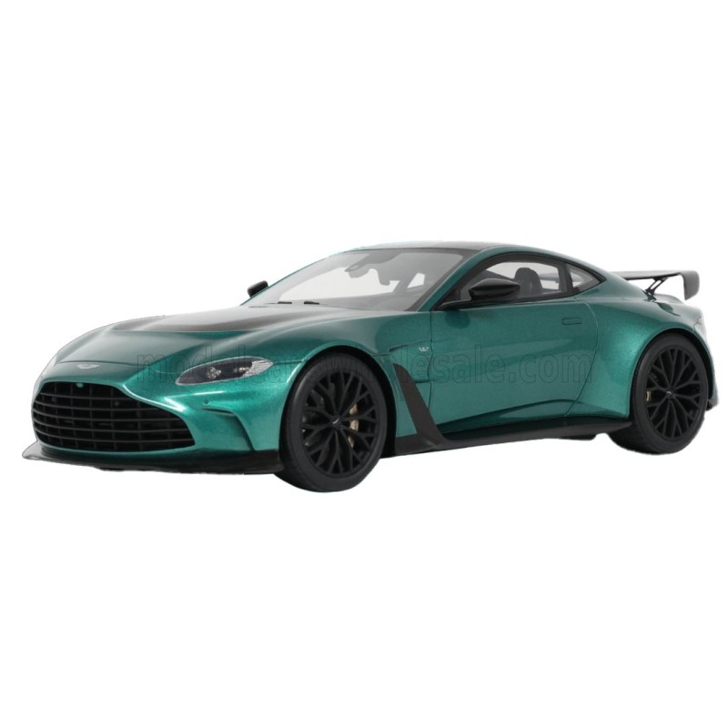 Aston Martin V12 Vantage 2023 Racing Green GT Spirit GT922 - Miniatures ...