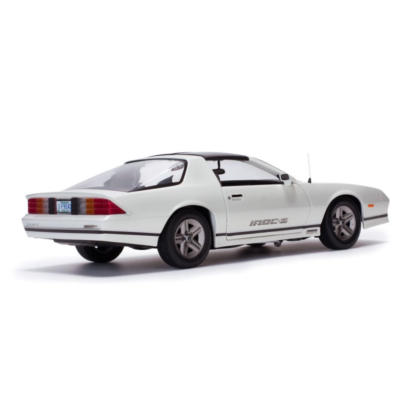 Chevrolet Camaro IROC-Z Blanche 1985 Sunstar SUN1940 - Miniatures Autos ...