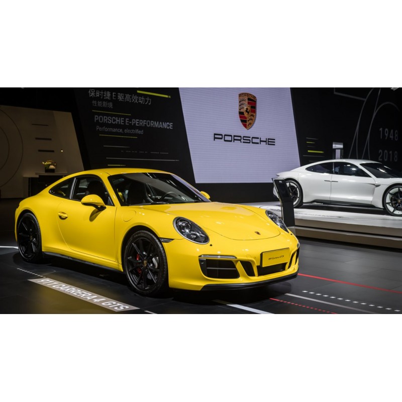 Porsche 911 (992) GT3 Touring 2021 Yellow with Black wheels Minichamps ...