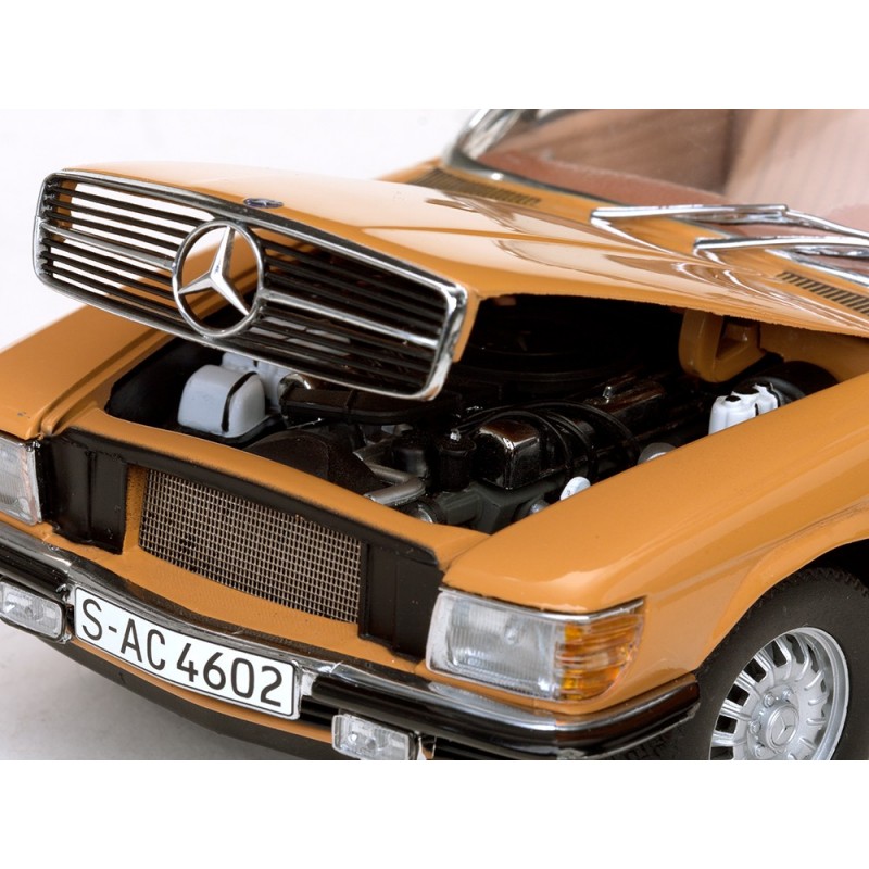 Mercedes 350 SL 1977 Orange Sunstar SS4602 - Miniatures Autos Motos